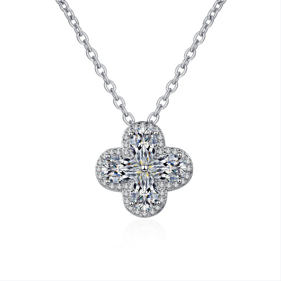 Four Leaf Clover Women's Necklace Inlaid Imitation Diamond Pendant ...