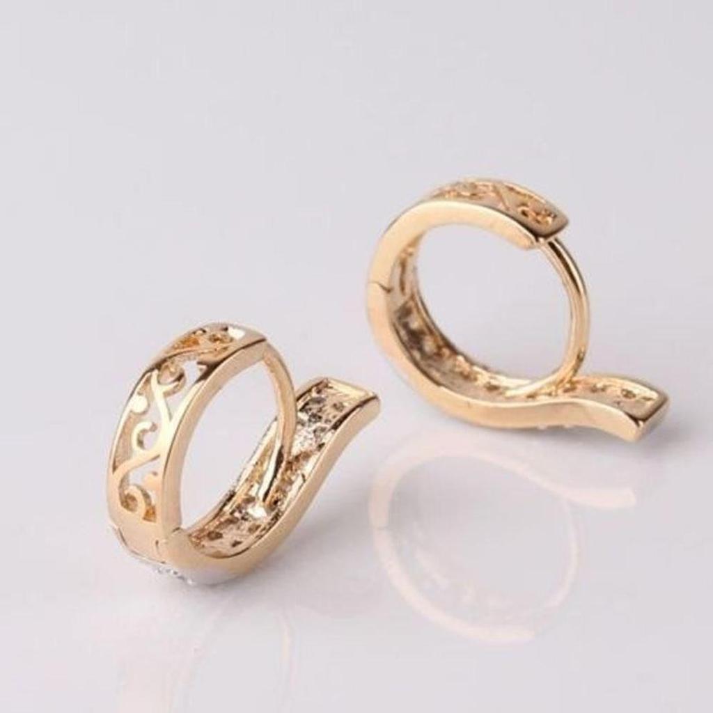 Buy Fashion Elegant U Shaped Gold Color Crystal Rhinestone Huggie Hoop ...